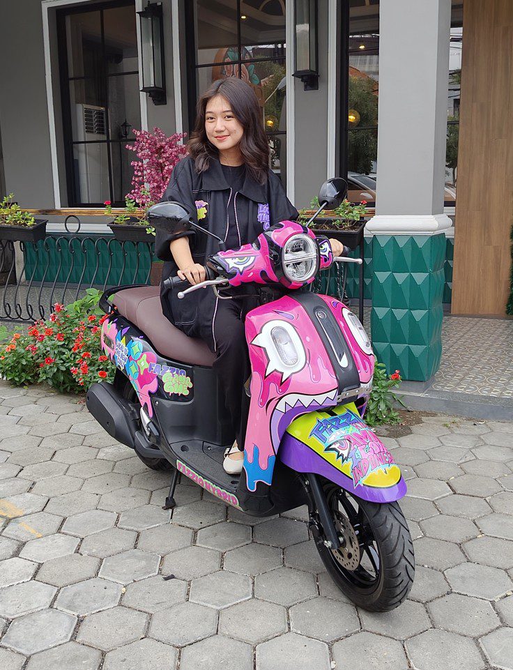 Yamaha Fazzio Hybrid Damn I Love Indonesia